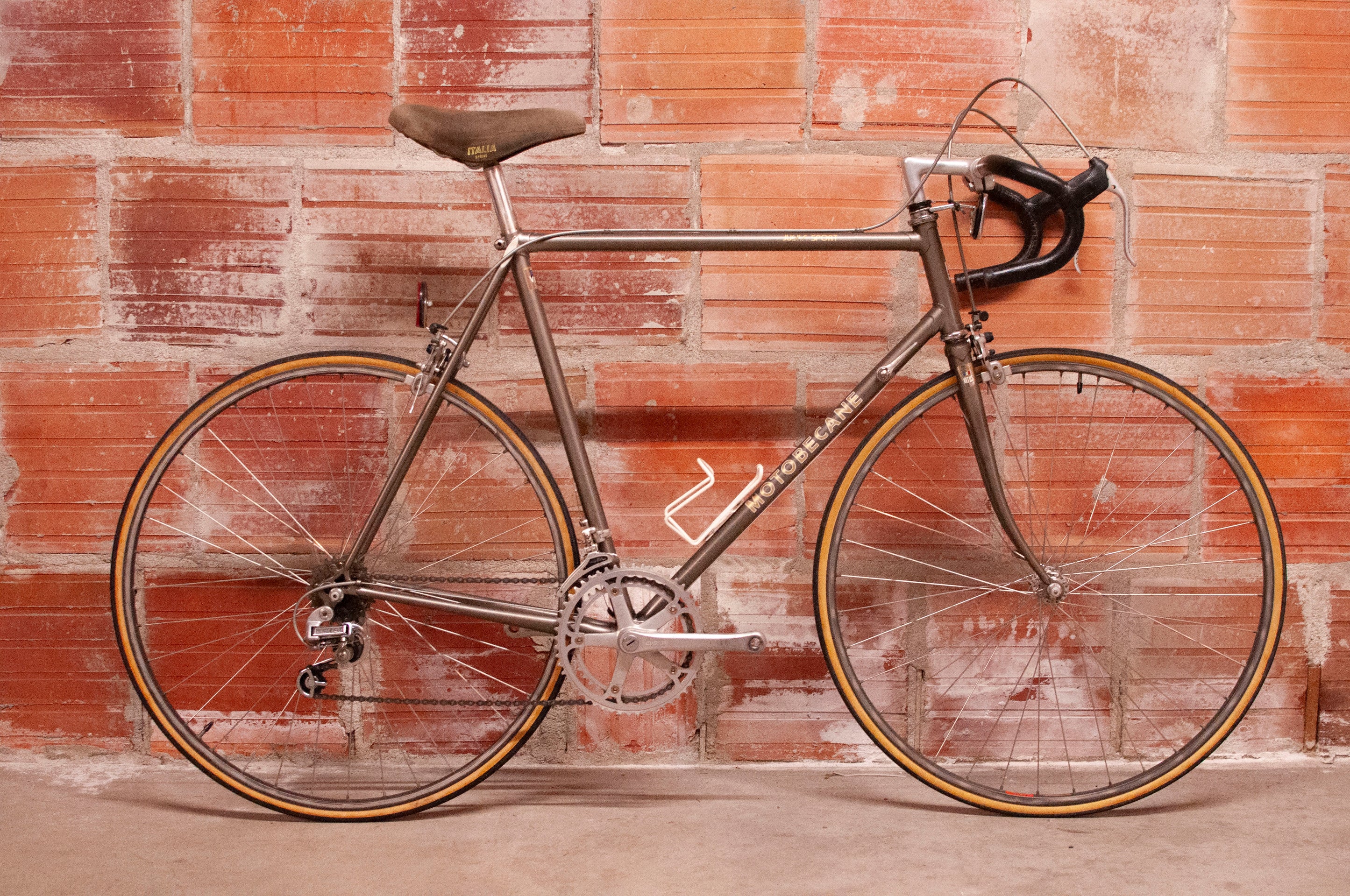 Motobecane Jubile Sport Vintage Road Bike, Grey & Gold, 58 cm/XL ...