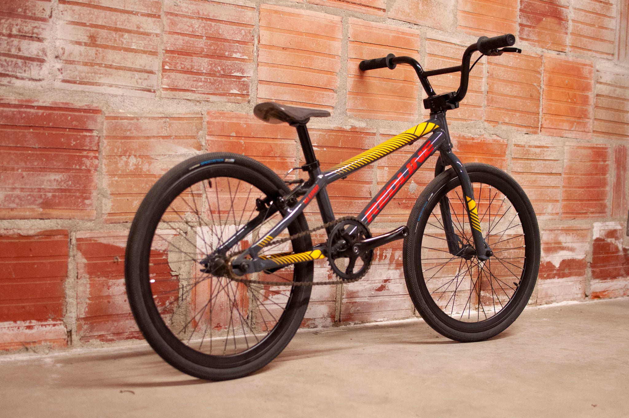 Redline MX Expert BMX Bike, 19 cm, Grey, red, yellow – Cycle & Coffee